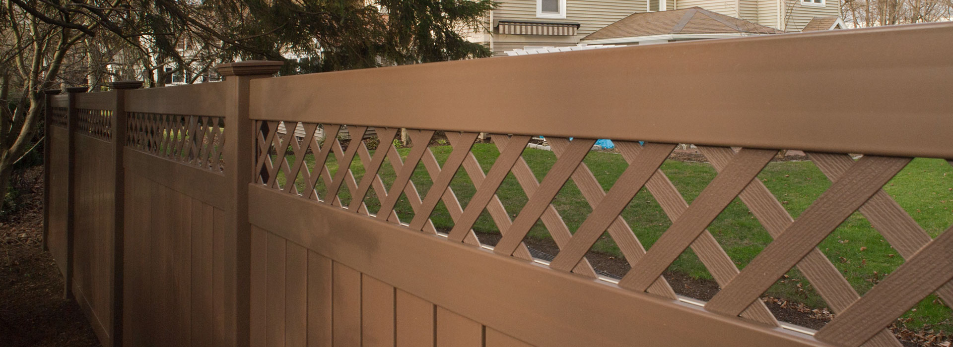 Semi-Privacy w/ Diagonal Lattice | Illusions Fence