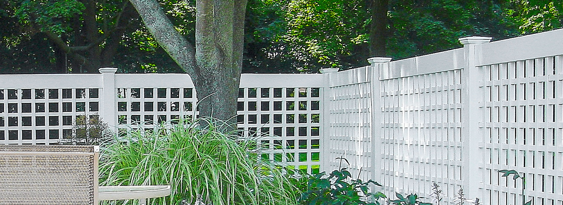 Lattice Fence W Old English Lattice Illusions Fence Lattice Fence